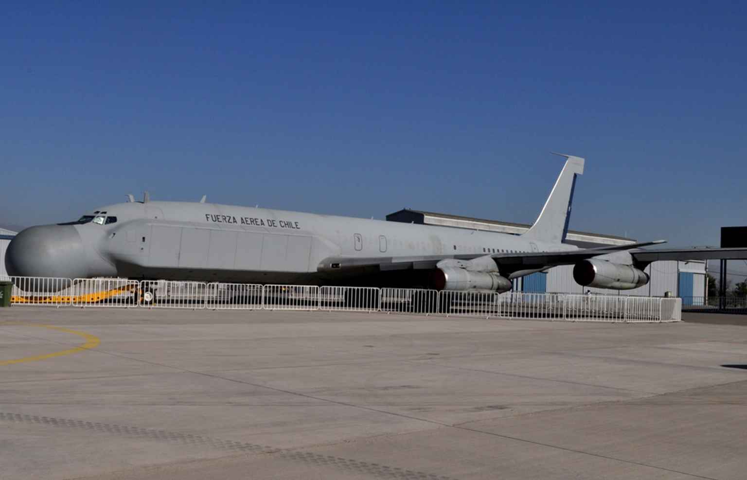 Fach compró tres aviones de vigilancia y alerta temprana a Reino Unido ...